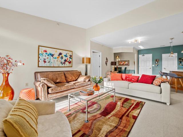 13050 W Bluemound Rd, Unit 307