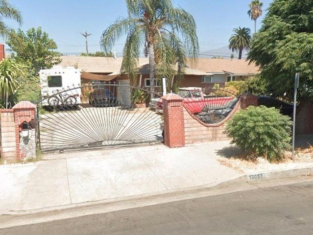 13051 Vaughn St, San Fernando, CA 91340