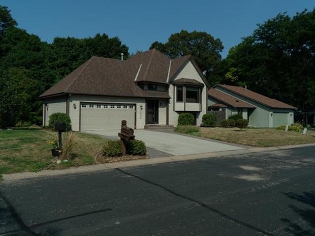 13056 Vernon Ave, Savage, MN 55378