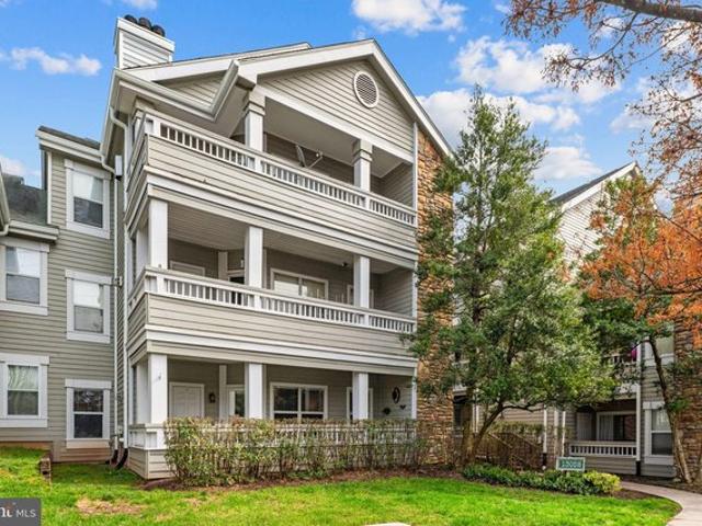 13058 Autumn Woods Way Apt 105, Fairfax, VA 22033
