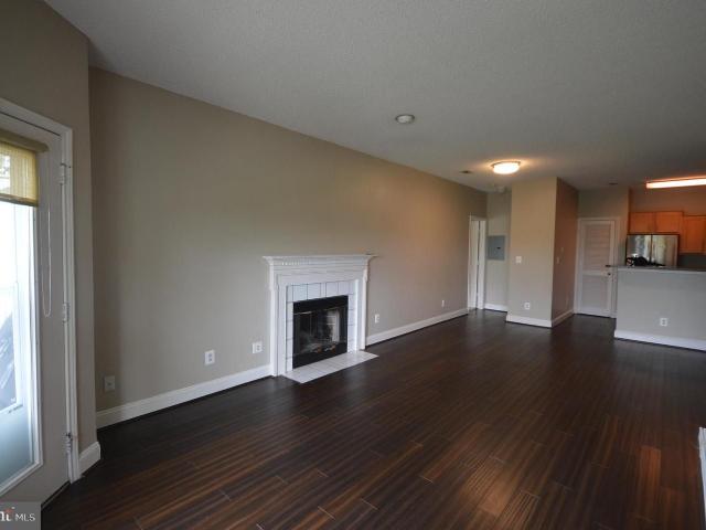 13058 Autumn Woods Way Unit# 301, Fairfax, US, VA