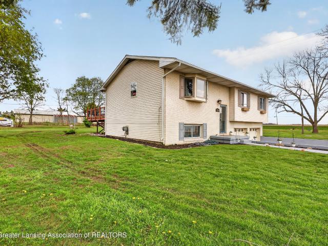 13058 Benton Road