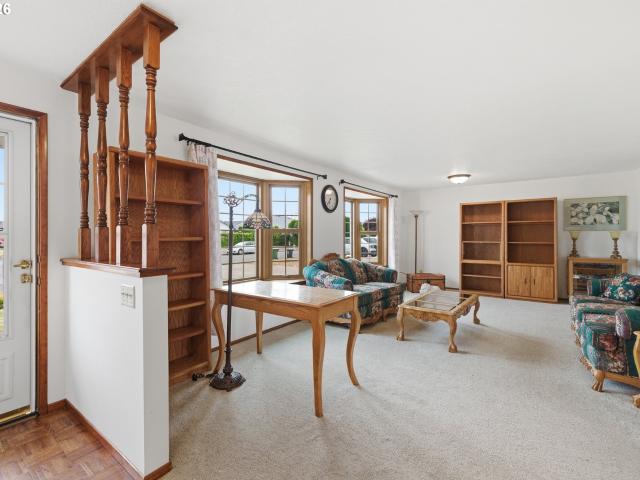 1305 mulberry dr