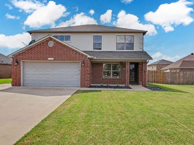 1305 Myrna Ln, North Little Rock, AR 72117