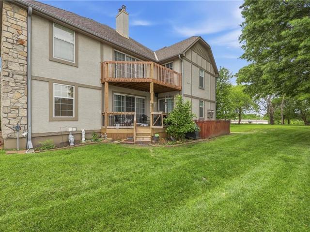 1305 NW Village Drive # C