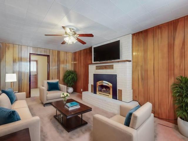 1305 N 2nd St, Grants, NM 87020