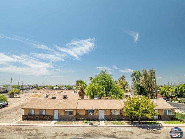 1305 N 6th St, El Centro, CA 92243
