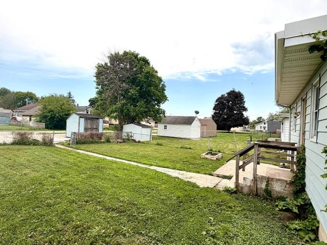 1305 N monroe Avenue