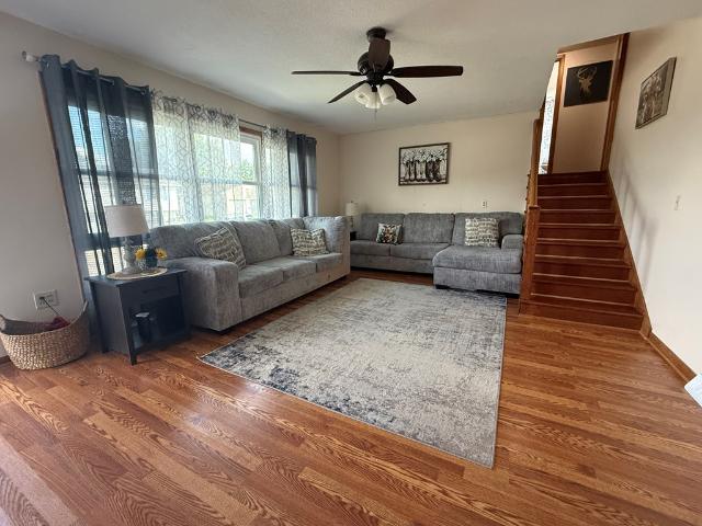1305 N Mulanix Street
