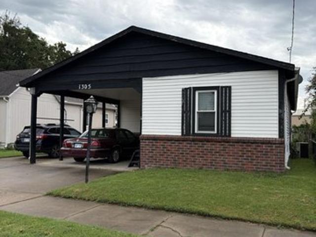 1305 NE Atchison Ave, Topeka, KS 66616
