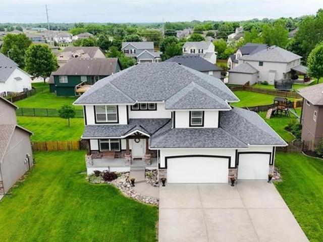 1305 NE 107th St, Kansas City, MO 64155