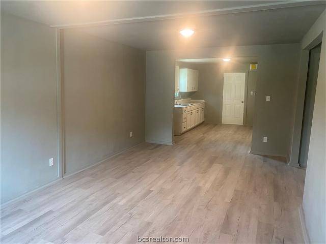 1305 New Street