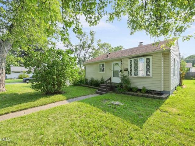 1305 Almon Ave, Toledo, OH 43614