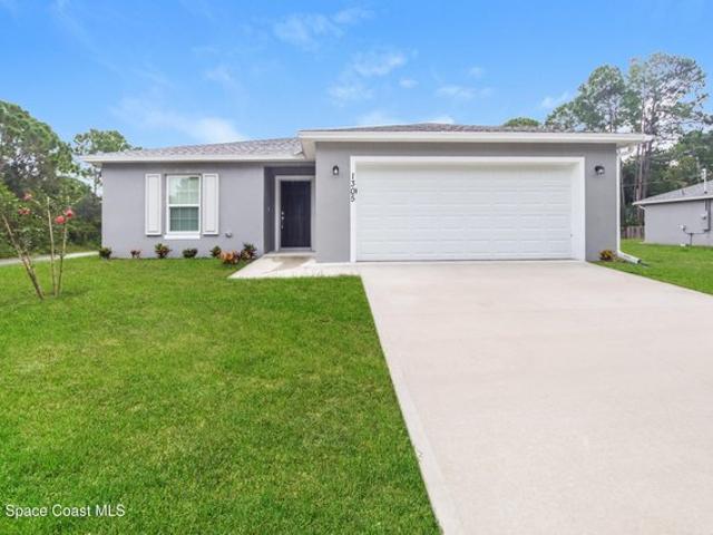 1305 Amelia Ave SW, Palm Bay, FL 32908