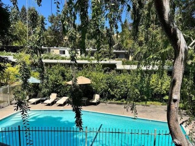 1305 Boulevard Way Apt 210, Walnut Creek, CA 94595