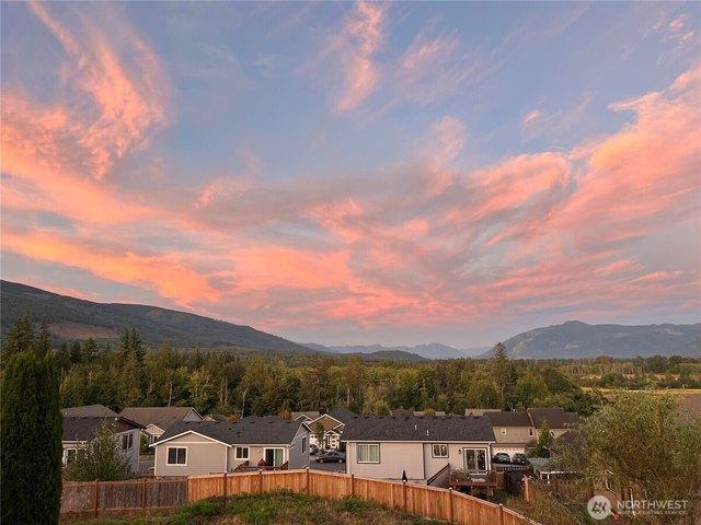 1305 Cascadia Dr, Sedro Woolley, WA 98284