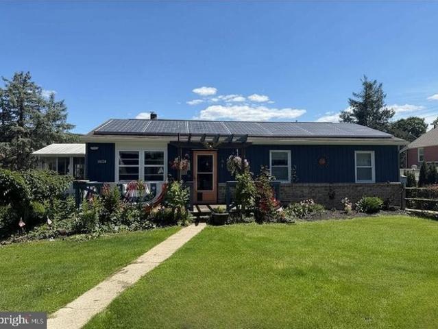 1305 Carsonia Ave, Reading, PA 19606