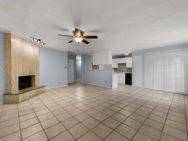 1305 Clark Trail