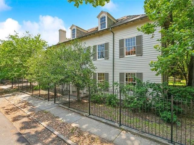 1305 Dublin St, New Orleans, LA 70118