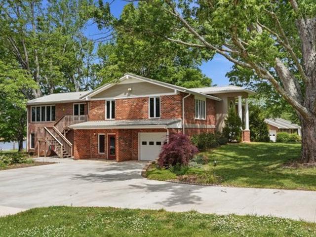 1305 Dripping Springs Rd, Winchester, TN 37398