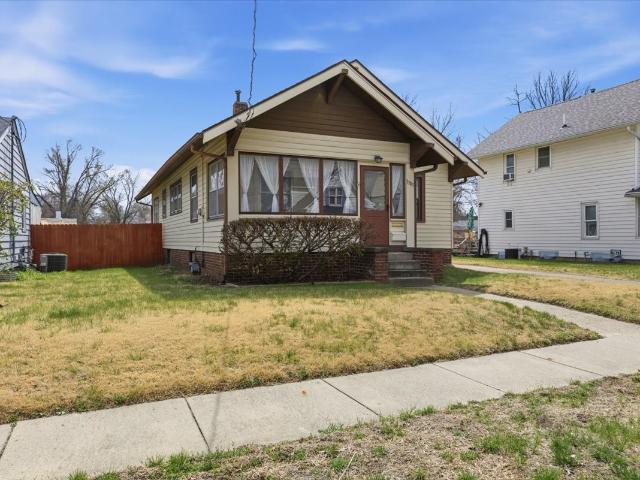 1305 E Oak Park Avenue