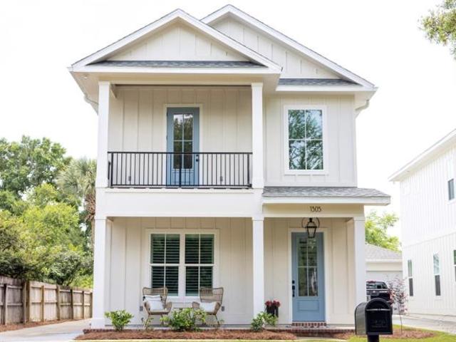 1305 E Lakeview Ave, Pensacola, FL 32503
