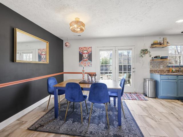 1305 Fall Pkwy