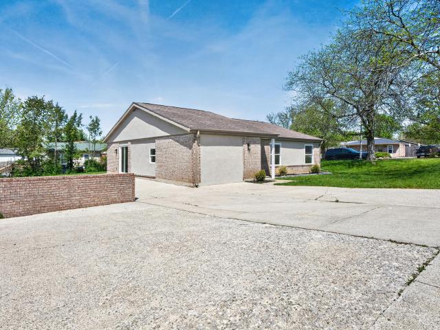 1305 Grafton Drive