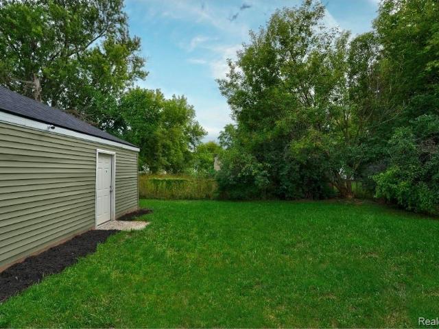 1305 Huron Street