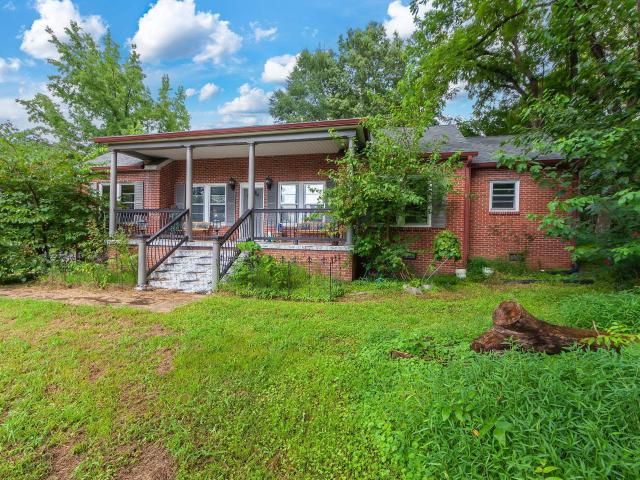 1305 hollywood dr