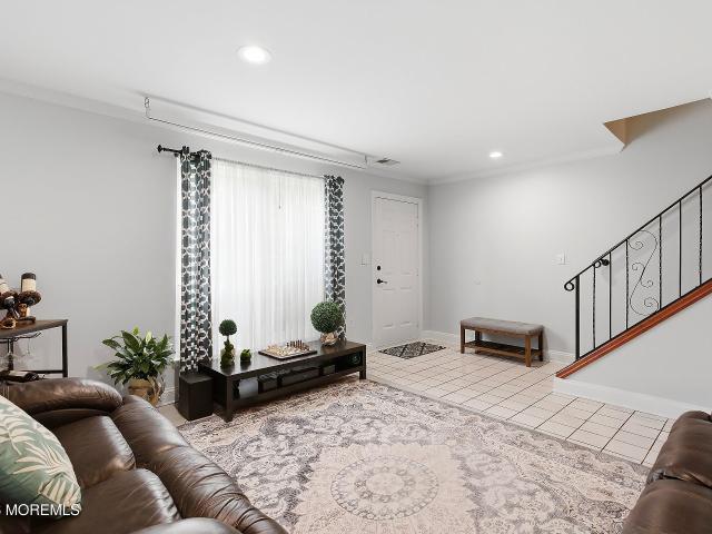 1305 Paris Court