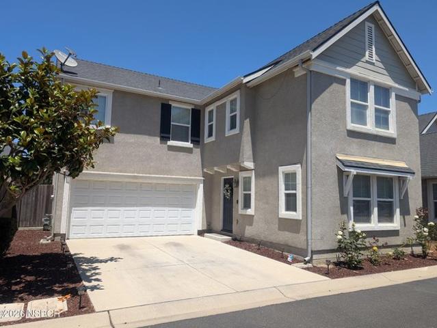 1305 Plum Ave, Lompoc, CA 93436