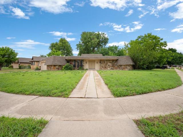 1305 Quail Hollow Drive