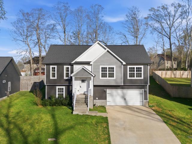 1305 Sussex Dr