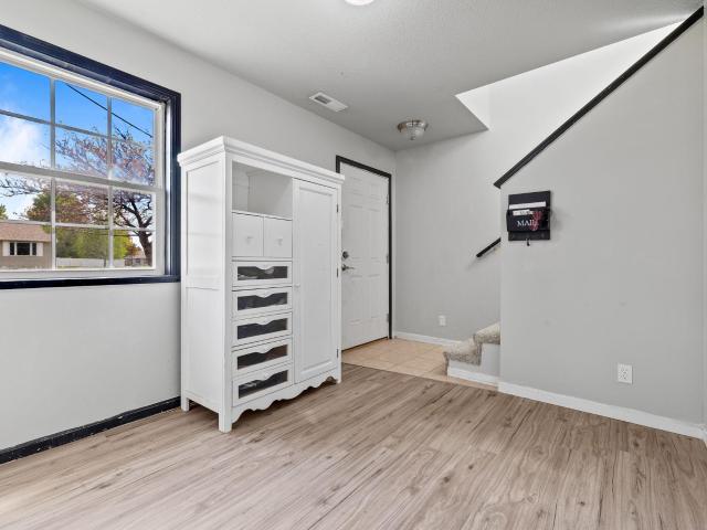 1305 S G Avenue 1