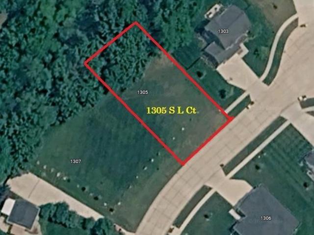 1305 S L Ct, Indianola, IA 50125
