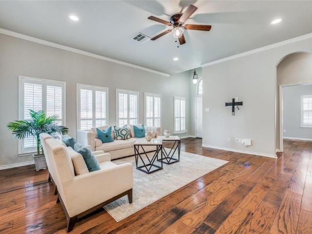 1305 Snowberry Drive