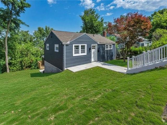1305 Terrace St, Bridgeville, PA 15017