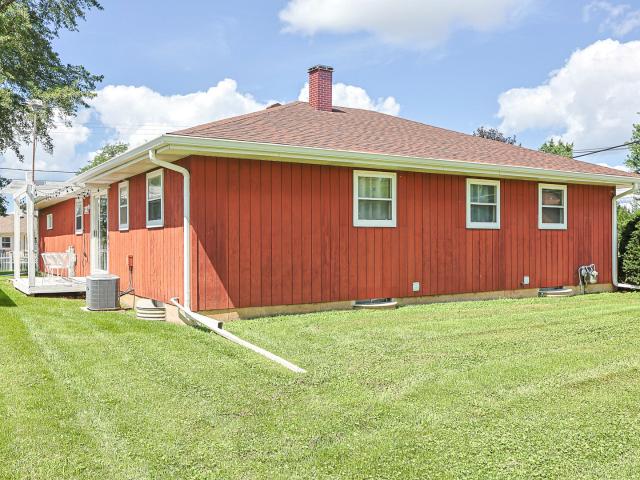1305 VAN Street
