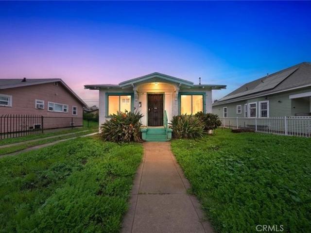 1305 W 84th, Los Angeles, CA 90044