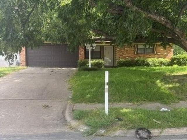 1305 W Bruton Rd, Mesquite, TX 75149