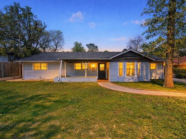 1305 W Grauwyler Rd, Irving, TX 75061