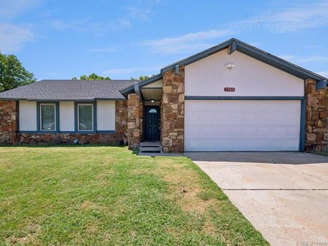 1305 W Waco St, Broken Arrow, OK 74011