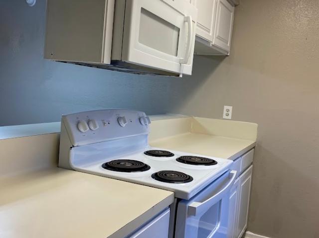 1305 W Villa Maria Road E202