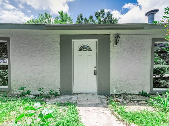 1305 Winchester Dr