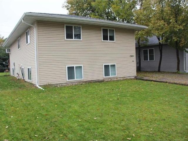 1305 1 / St S, Fargo, ND 58103