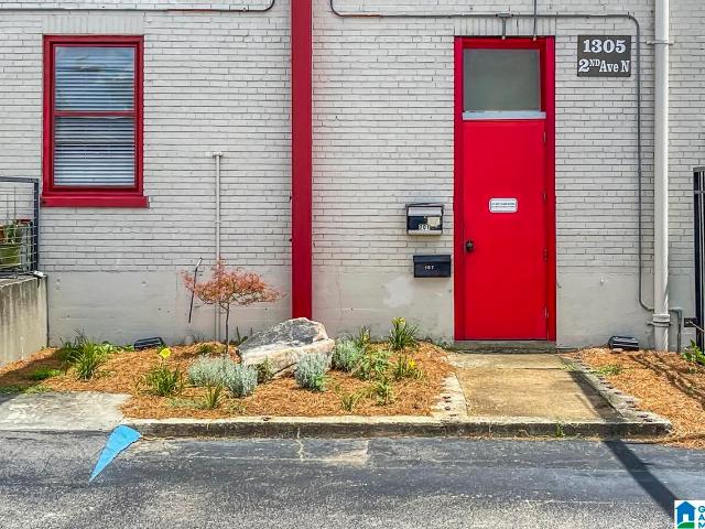 1305 2Nd Avenue # 201