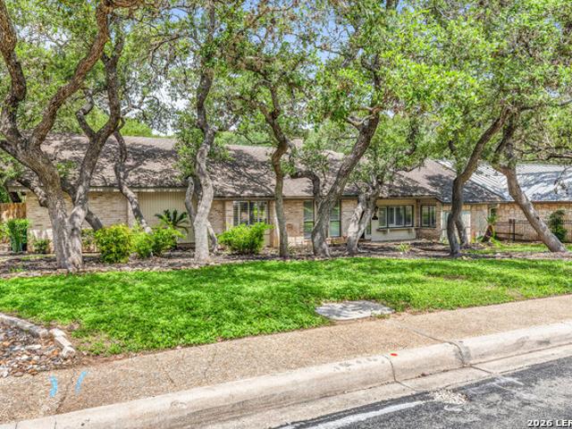 13067 N Hunters Cir