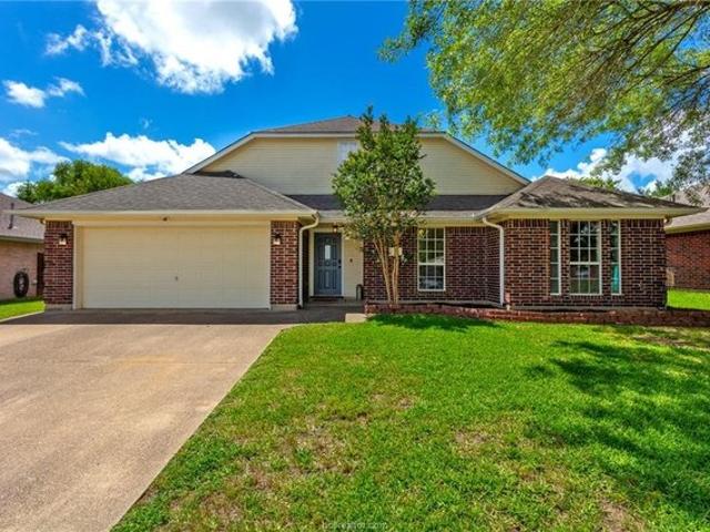 1306 Mullins Loop N, College Station, TX 77845