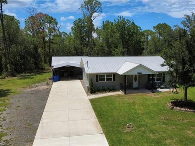 1306 Magnolia St, Sebring, FL 33875